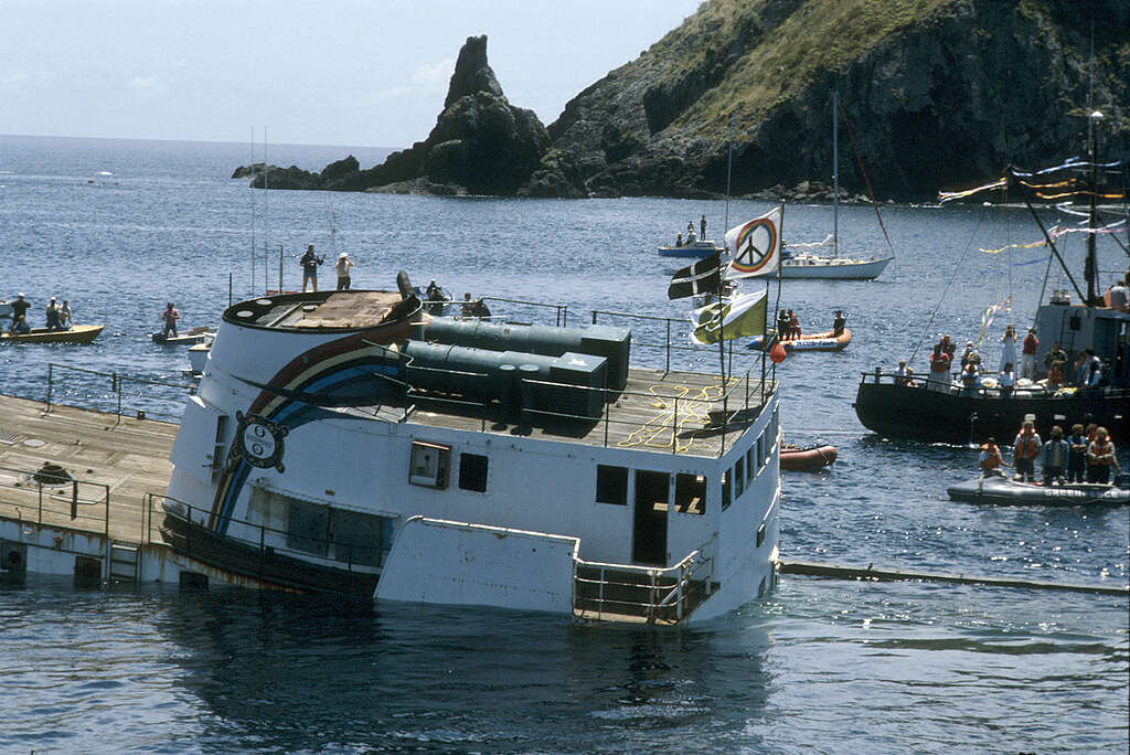 When was the Rainbow Warrior Bombed? A Timeline of Events - Greenpeace ...